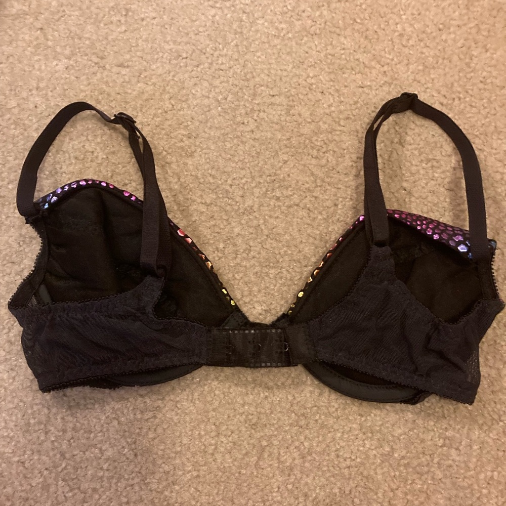 Vintage Olga Ultra Rare Black/Multi Padded Bra - Gem Vintage Olga Ultra Rare Black/Multi Padded Bra - Gem